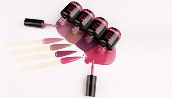 Nail Polish Color Combination For Every Style and Season - Love Your Nails